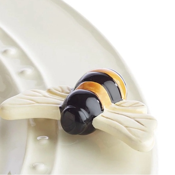 Nora Fleming | Kitchen | Nora Fleming Mintretired Bumble Bee Hard To ...